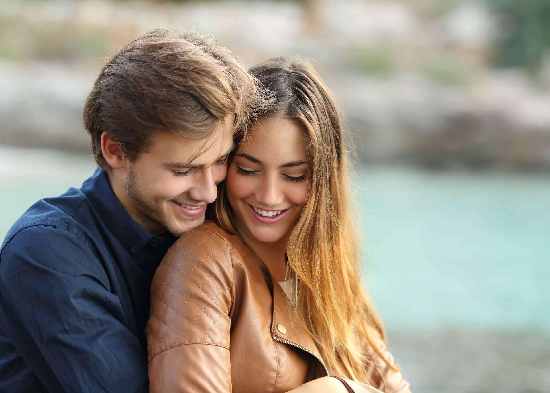 Several Types of Hugs With Their Meanings – daneelyunus