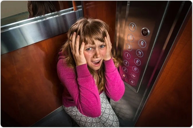 Claustrophobia: Causes, Symptoms, and Treatment – daneelyunus