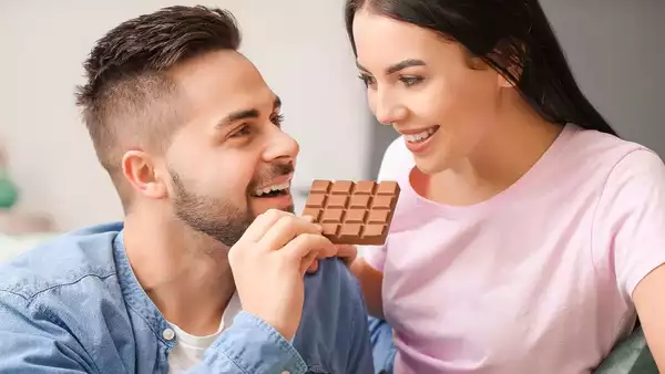 12 Romantic Ways to Celebrate Chocolate Day with your Female Partner – daneelyunus
